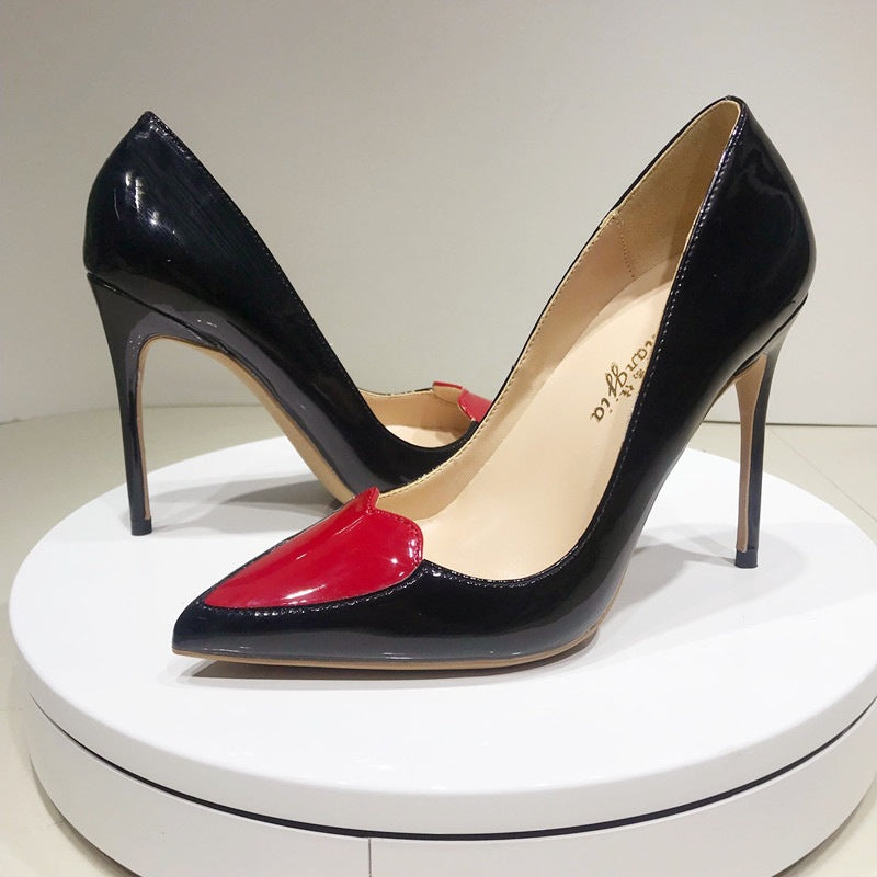 Vintage-Pumps mit spitzen Absätzen | Mode Vintage